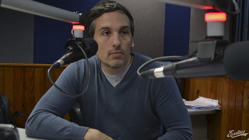 Revista Forma invita a politizar para lograr soluciones