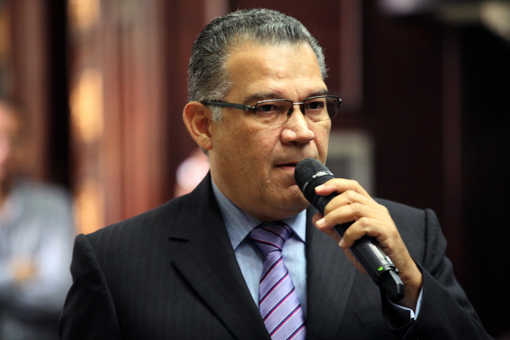 Márquez: CNE integrado prueba de voluntad política camino entendimiento