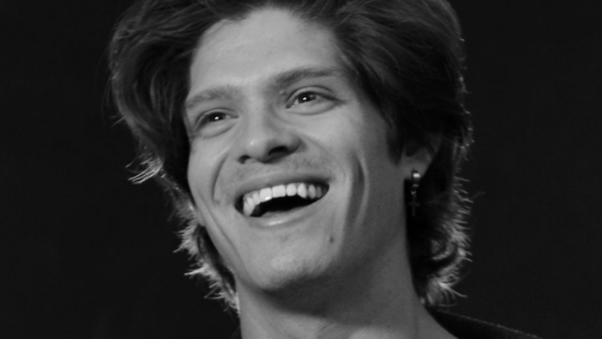 Anthrés presenta su primer sencillo "El Tercer Intento"