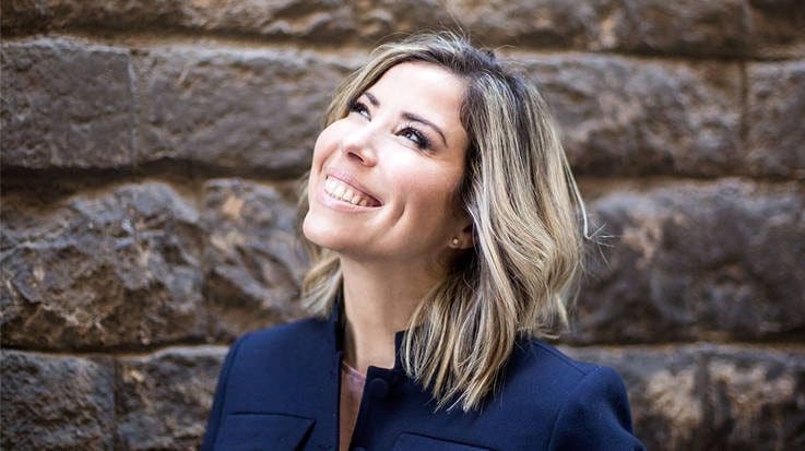 El cómplice del día: Elina Rees