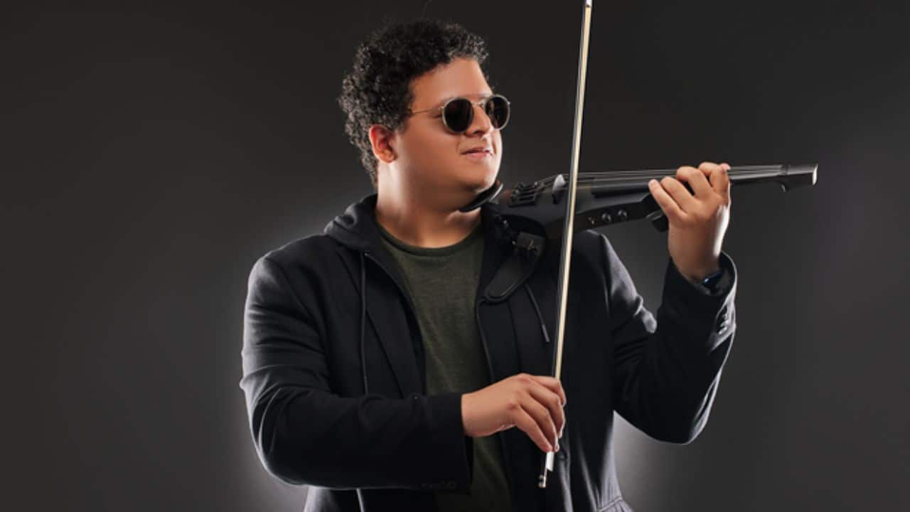 José Meza nos habla de cómo estuvieron los Latin Grammys - Mundo UR ...