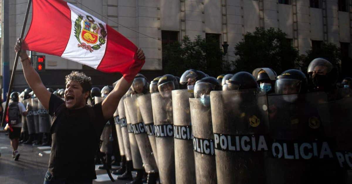 Sube a cuatro la cifra de muertos en protestas por nuevas elecciones en ...