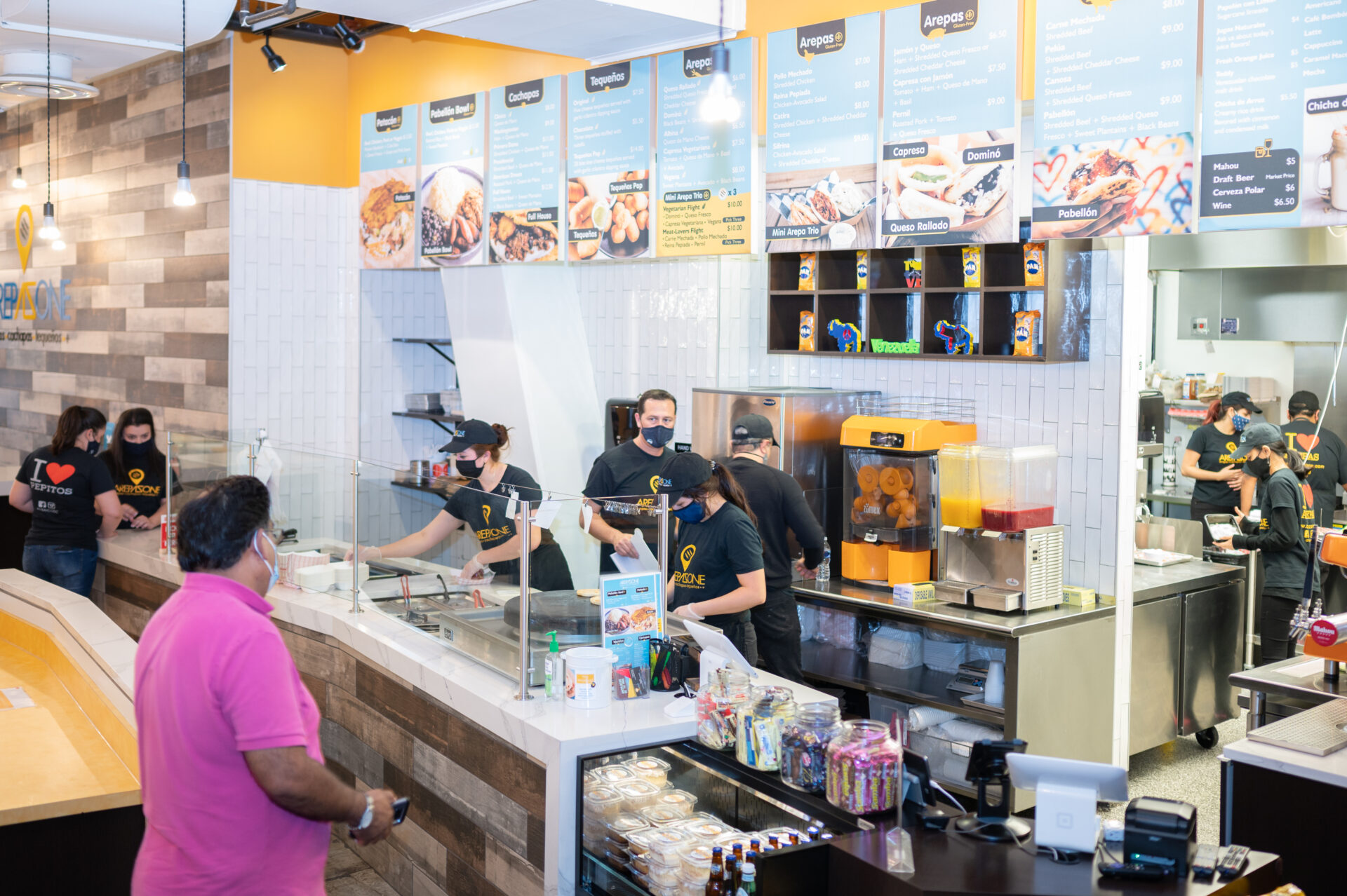 Arepa Zone: La arepera de la Casa Blanca por venezolanos