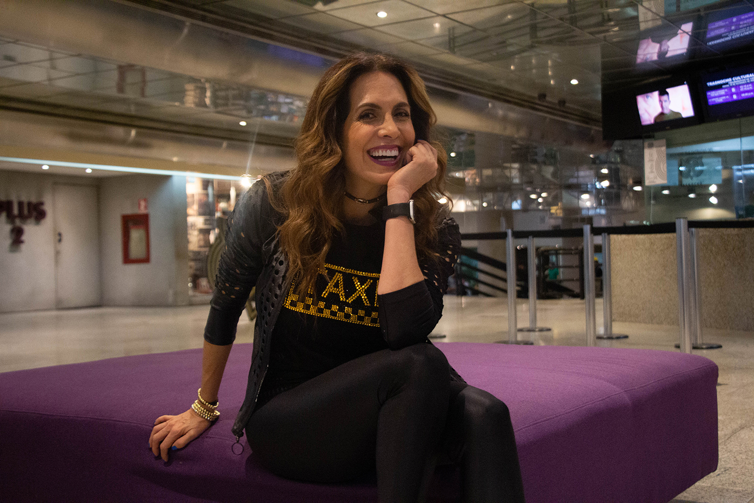 Descubre las canciones que cantó María Antonieta Duque