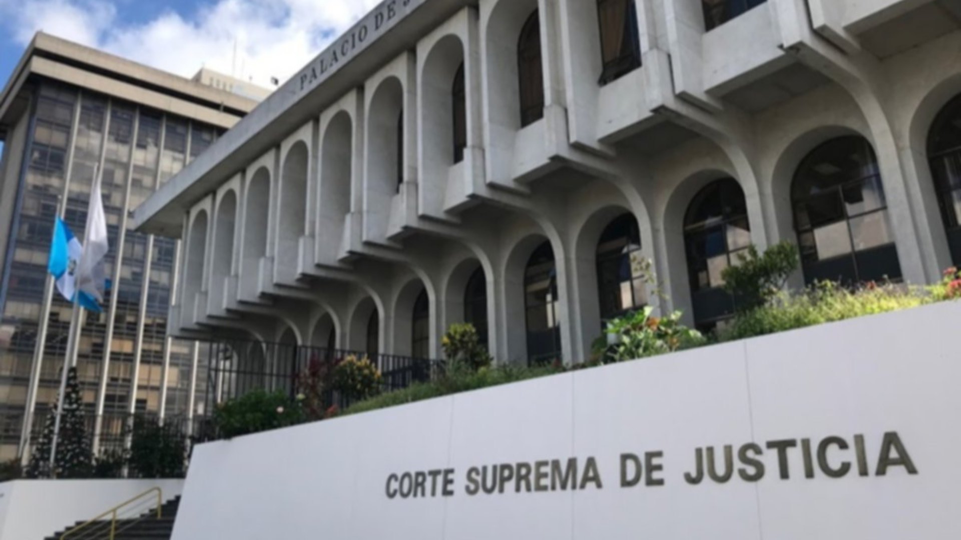 Presidenta de la Corte Suprema de Justicia en Guatemala suspendió oficialización de resultados ...