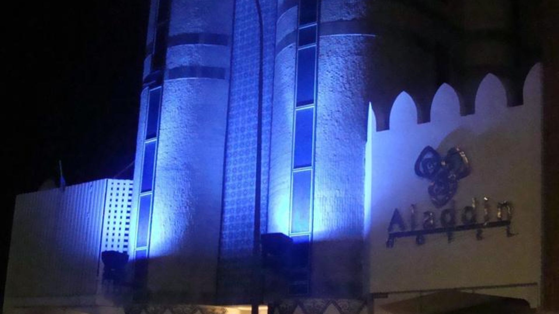 Llamamos para concretar la compra/venta del Hotel Aladdin - Mundo UR ...