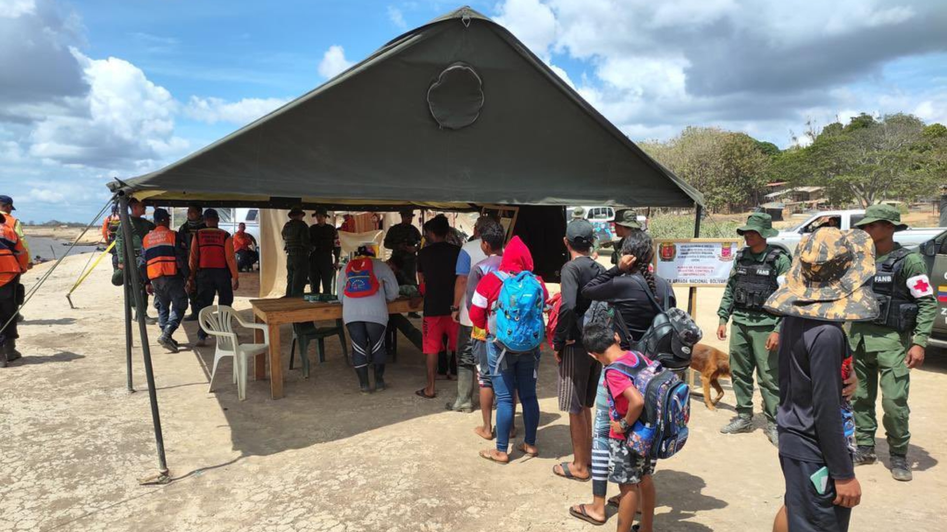 Jefe del Ceofanb afirmó que van más de 1.200 evacuados de la mina ...