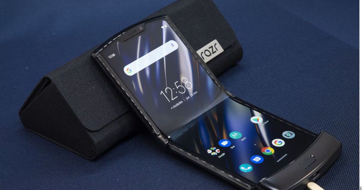 ¿Sabías que Motorola presentó un teléfono flexible?