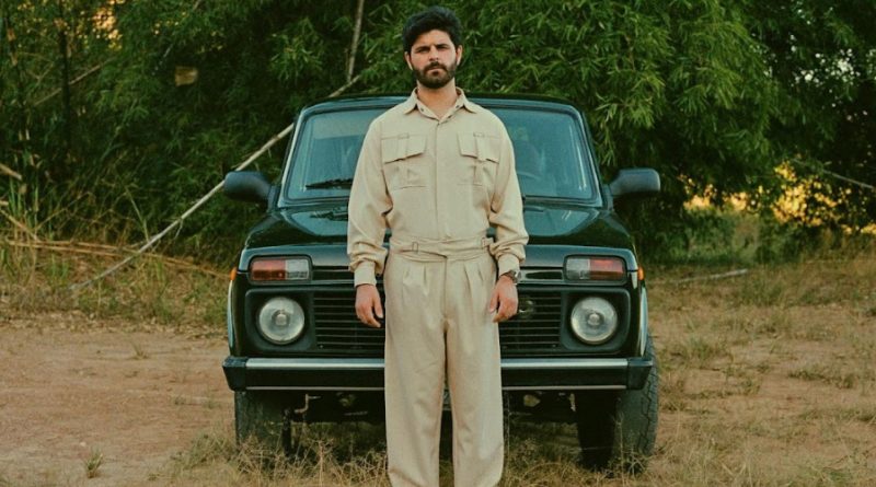 "Planes Desviados": El álbum debut musical de Chesko