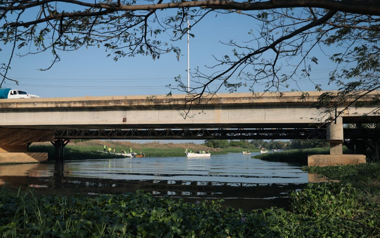 Saneamiento río Neverí presenta 55% de avance previo a lluvias
