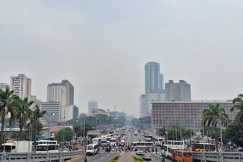 Caracas bajo densa calima: ¿A qué se debe?