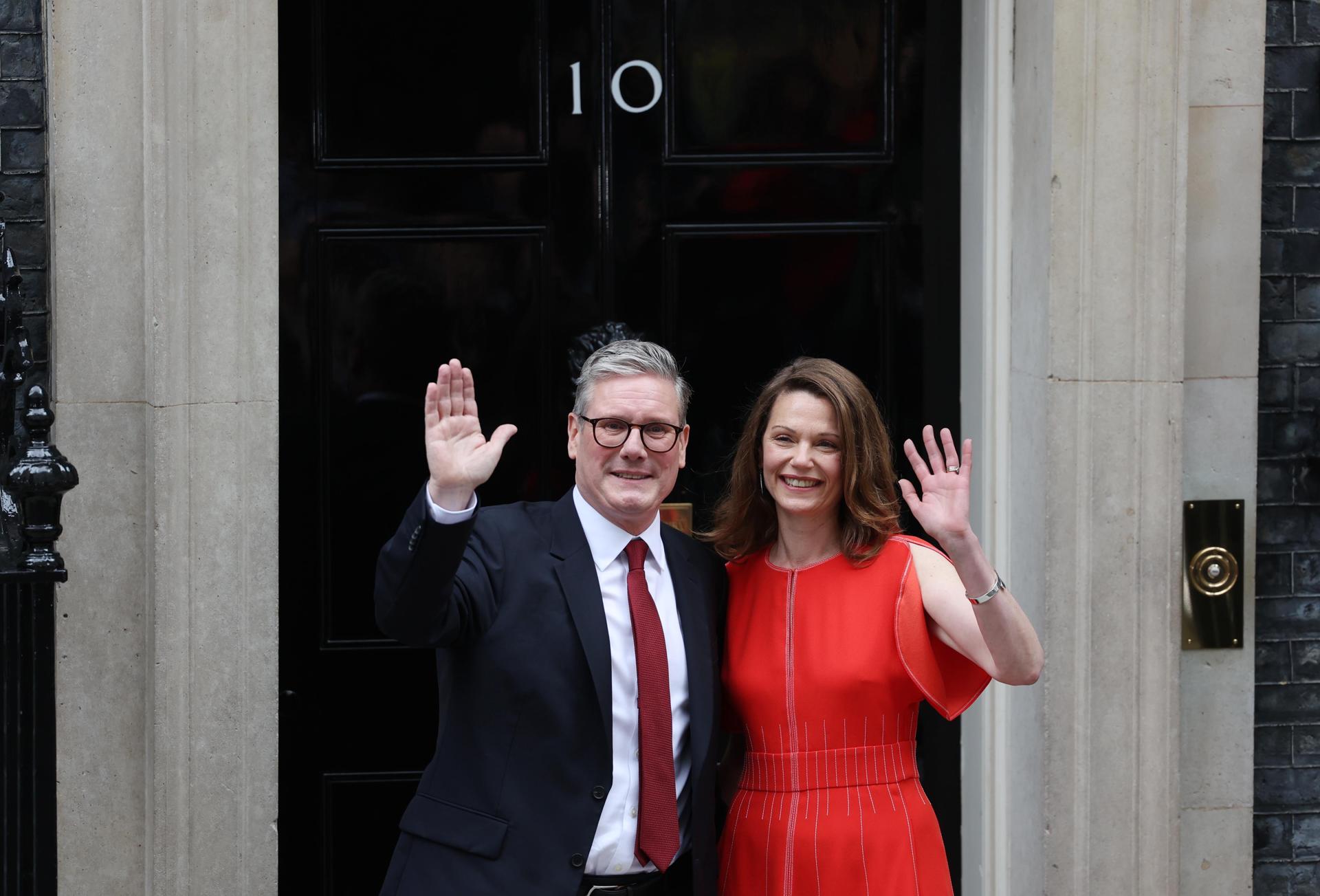 Nuevo primer ministro del Reino Unido, Keir Starmer, se reunió este #6Jul por primera vez con su ...