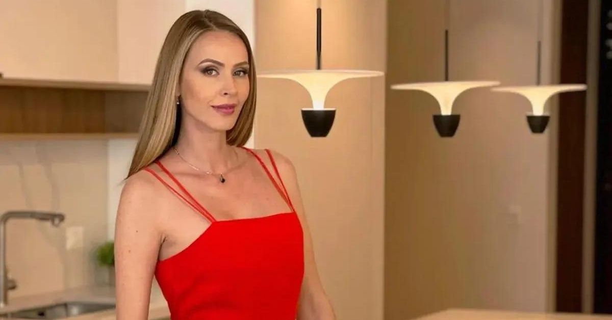 Lectura de carta en vivo a Flavia Gleske