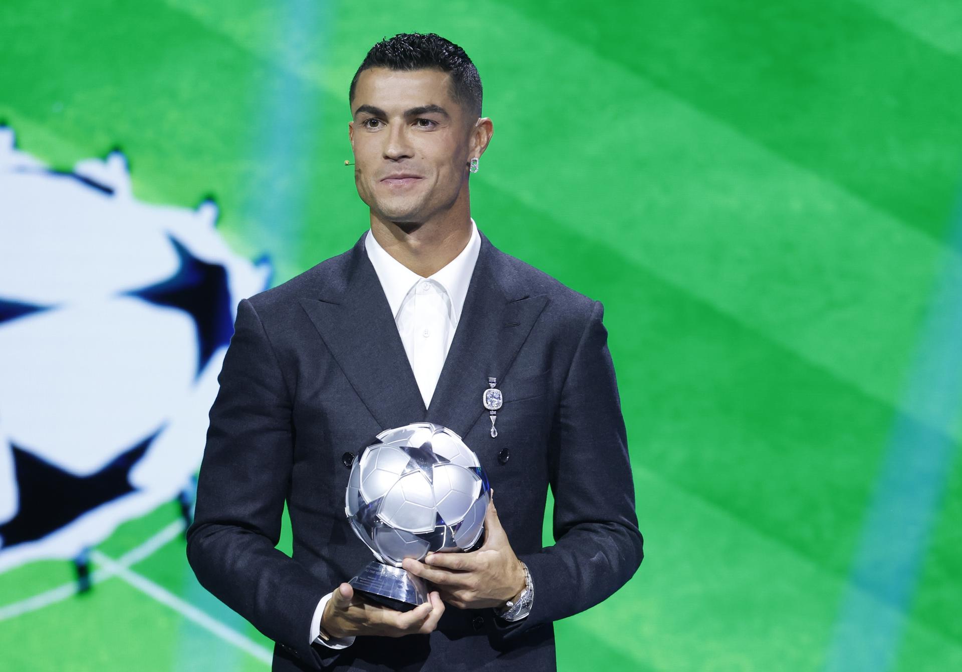 Cristiano Ronaldo es el futbolista mejor pagado del mundo en 2024