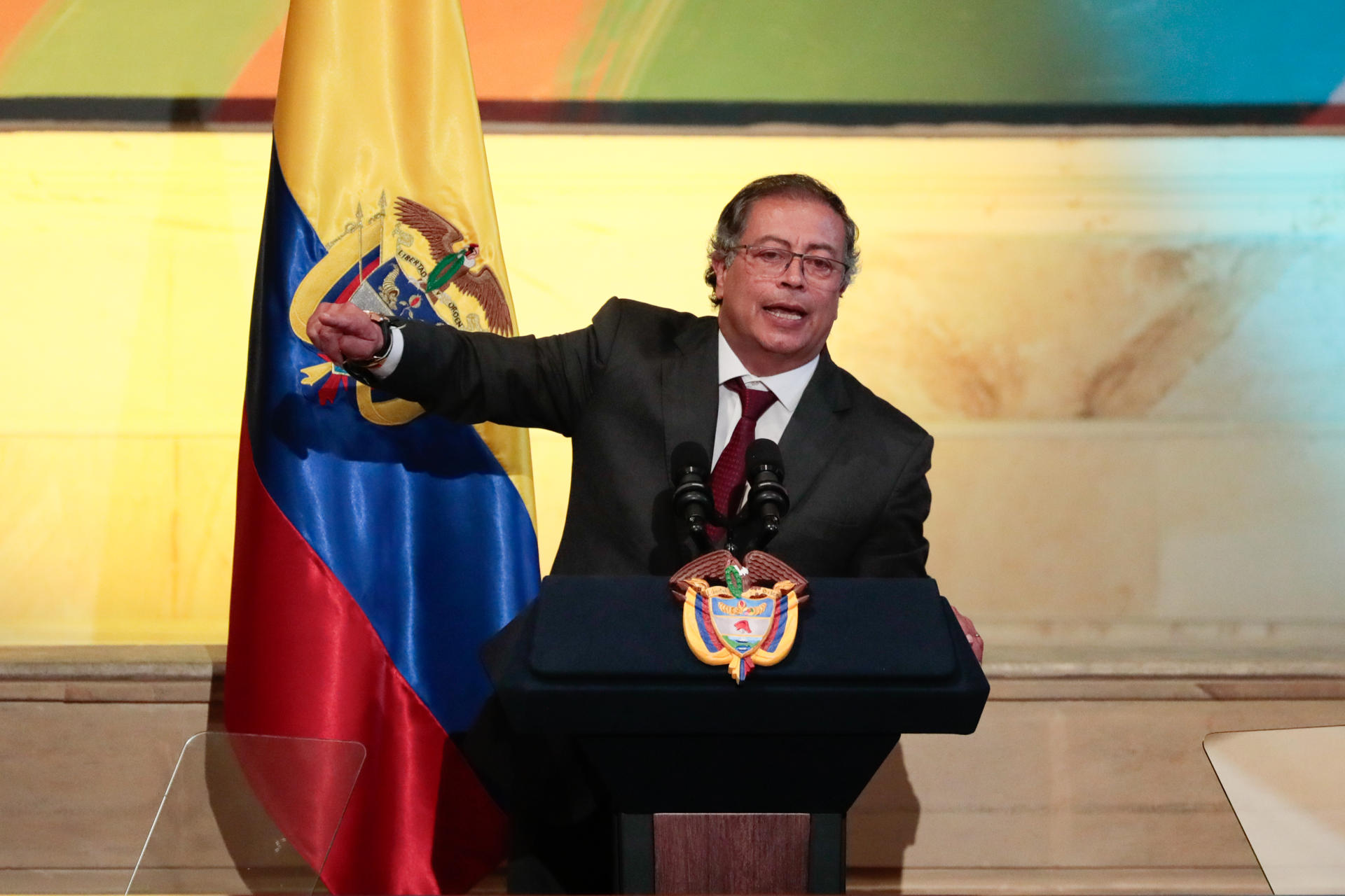 Gustavo Petro anuncia consulta para reformas en Colombia