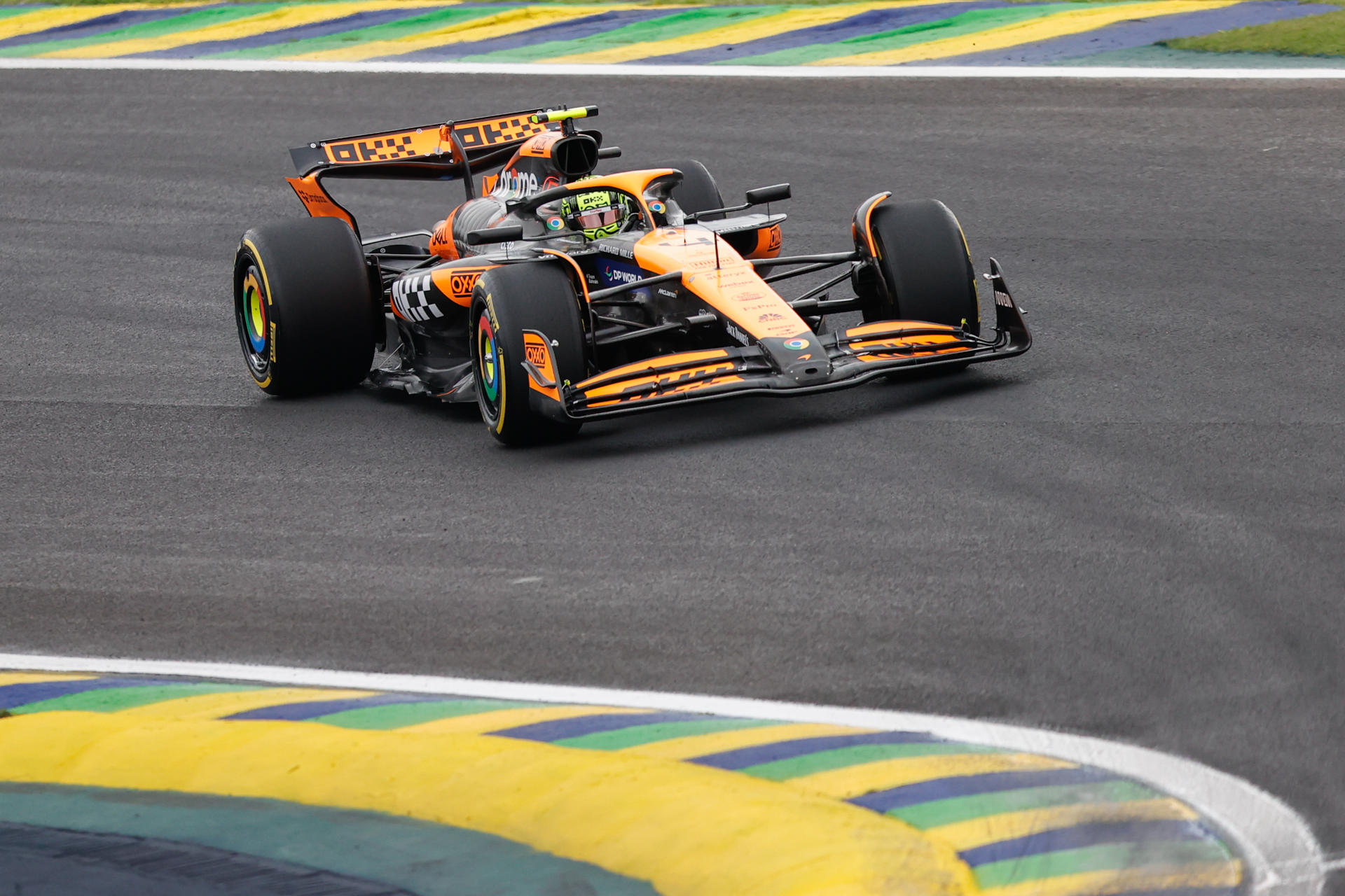 Lando Norris ganó la "sprint" de este #2Nov en el GP de Sao Paulo